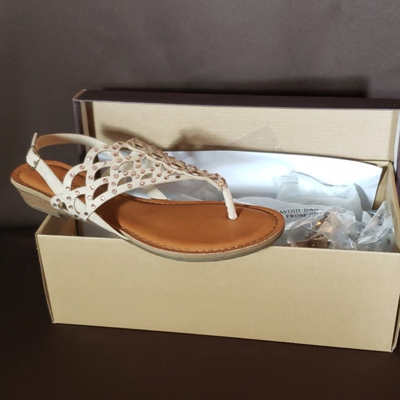 Zigi Soho | Shoes | Tan Rhinestone Accent Sandals | Poshmark